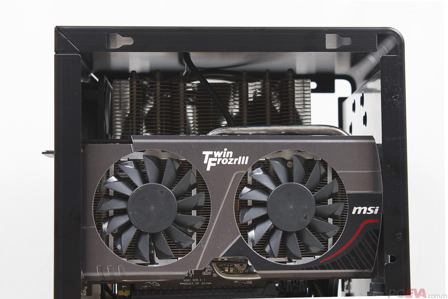 高性能的敞篷小跑车 联力PC-Q33评测_电脑知识论坛_PCEVA,PC绝对领域,探寻真正的电脑知识