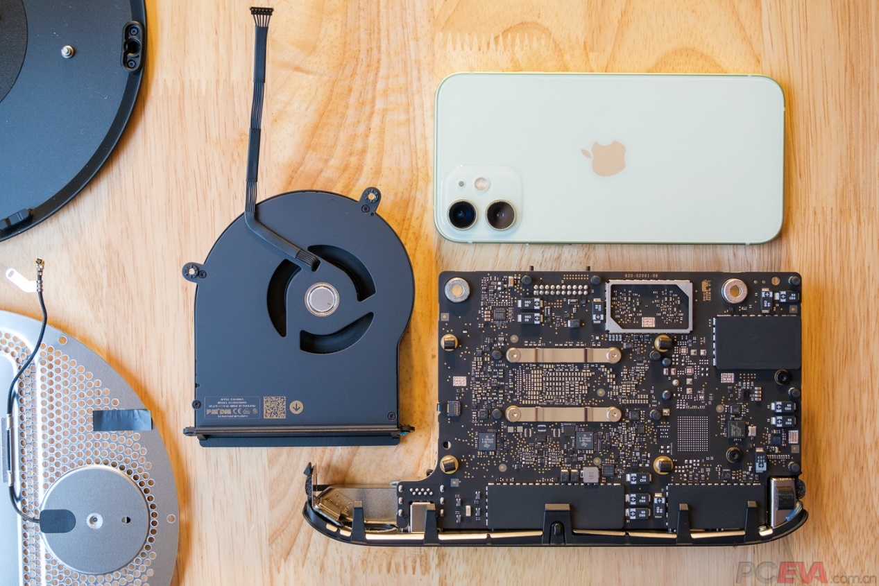 搭载M1处理器的Mac mini硬件拆解_PCEVA,PC绝对领域,探寻真正的电脑知识