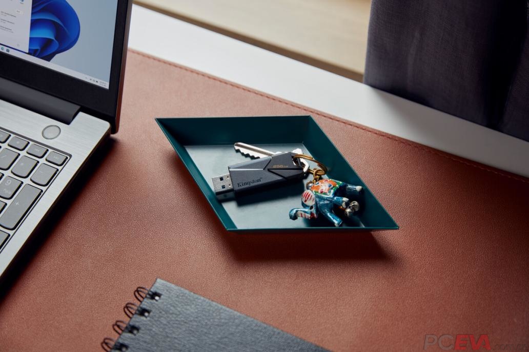 酷黑造型伸缩设计 金士顿推出DTXON闪存盘_PCEVA,PC绝对领域,探寻真正的电脑知识