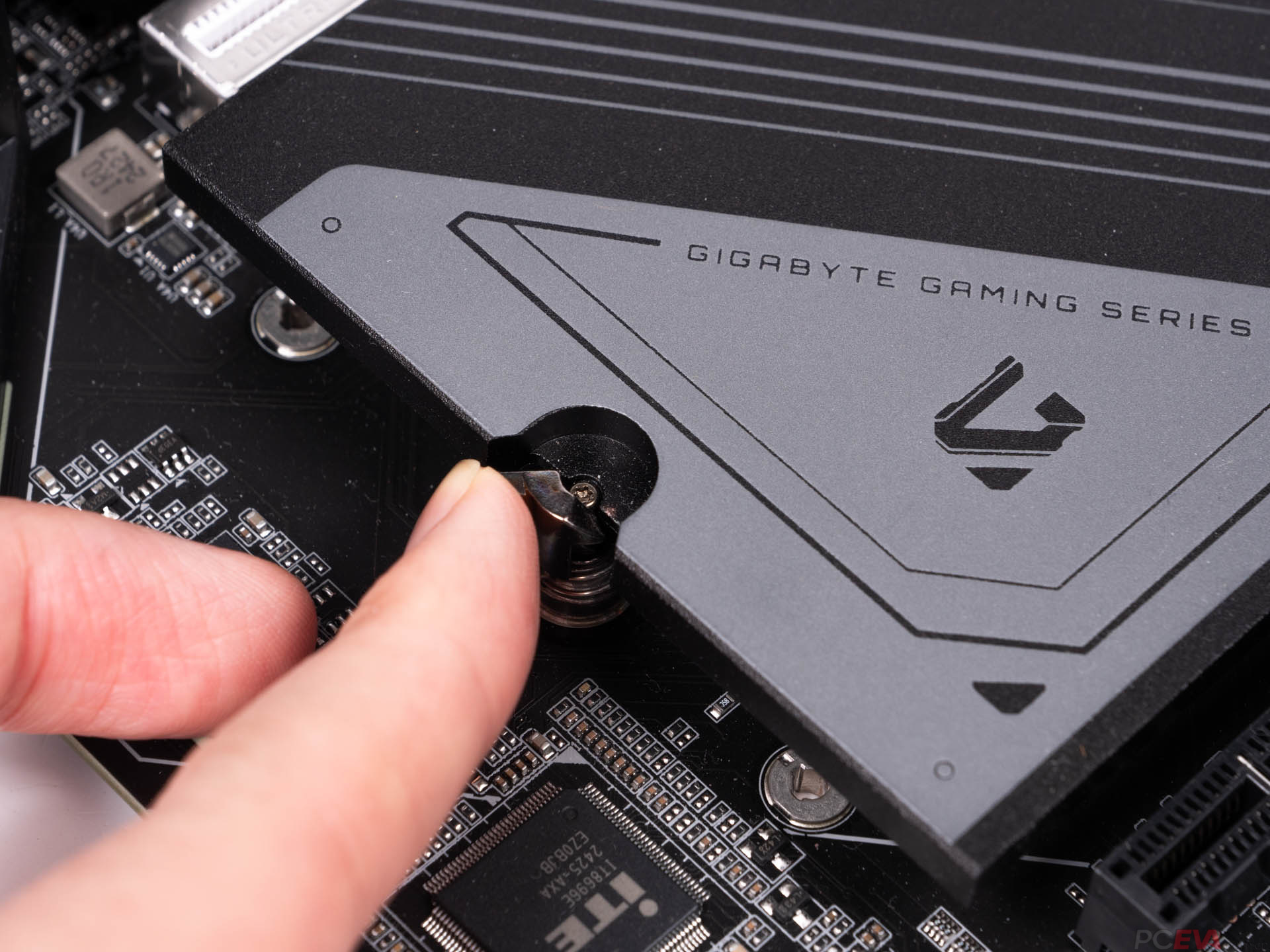 技嘉X870 GAMING X WIFI 7魔鹰主板评测_第3页_PCEVA,PC绝对领域,探寻真正的电脑知识